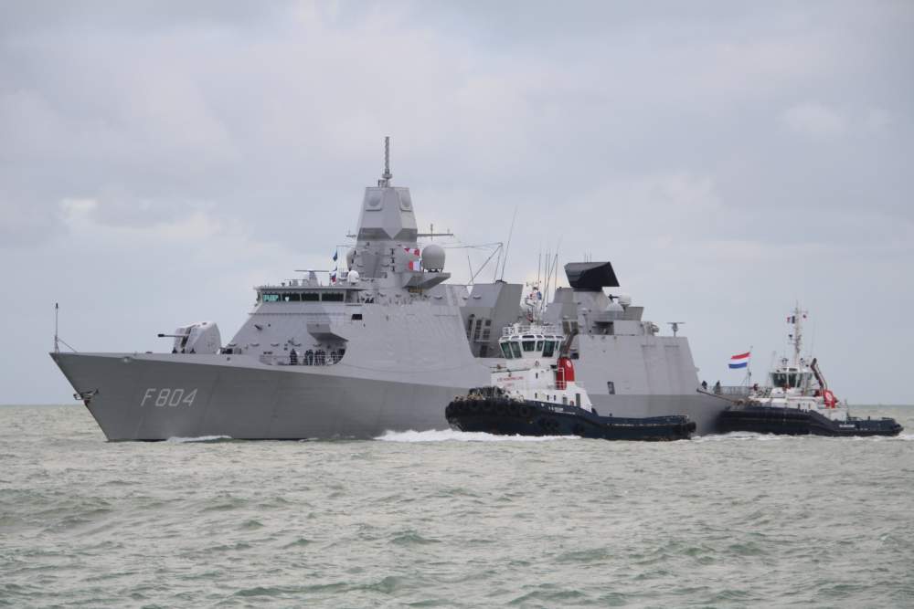 La marine néerlandaise réalise son premier tir de missile de croisière ...