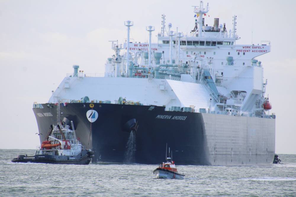 Le Havre : premier transbordement de GNL vers le FSRU Cape Ann | Mer et Marine