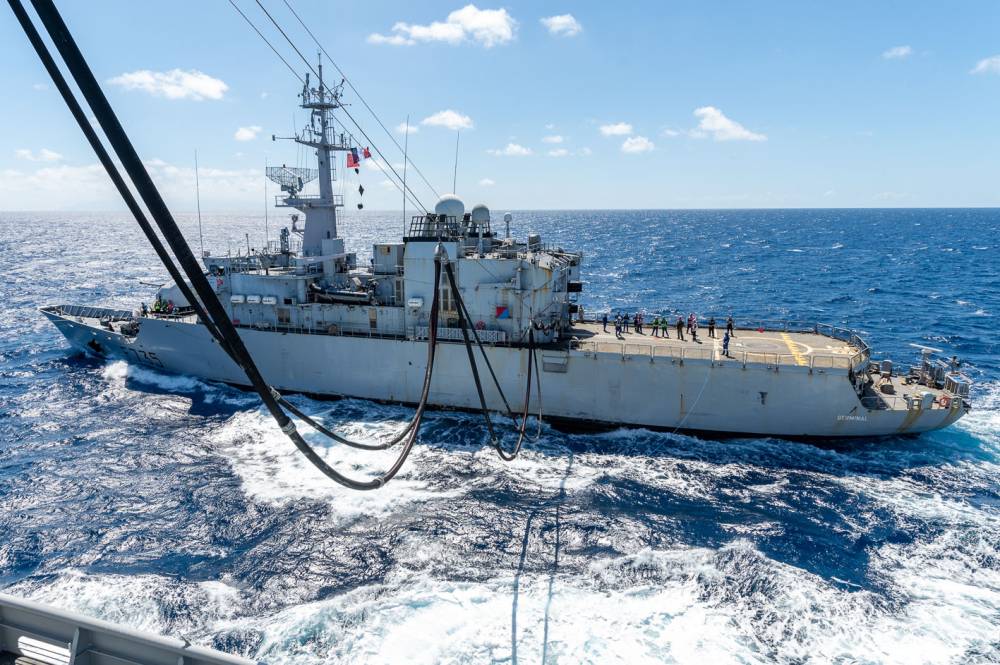 Le BRF Jacques Chevallier en océan Indien, cap sur La Réunion | Mer et ...