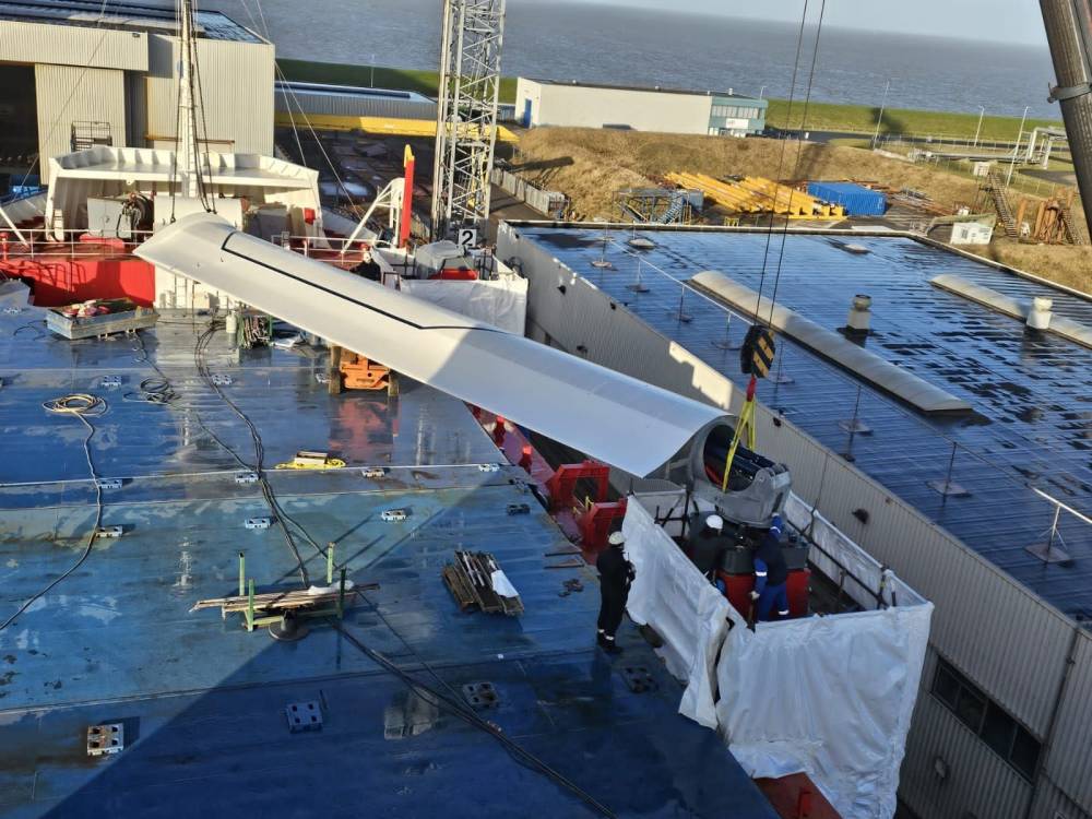 Un système VentoFoil Econowind installé sur le caboteur Odda Marie | Mer et Marine