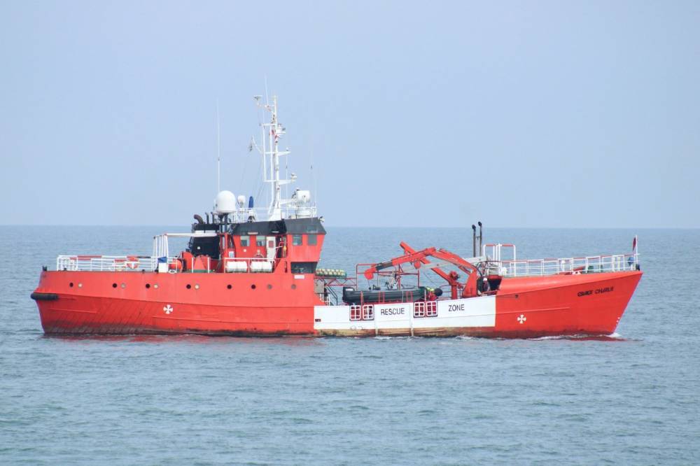 Pas-de-Calais : les navires de sauvetage de SeaOwl passent sous ...