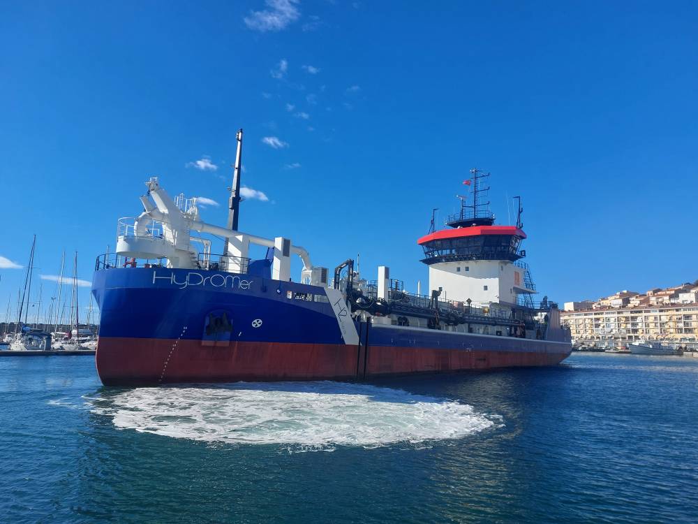 Hydrogène : la drague Hydromer est arrivée à Sète | Mer et Marine