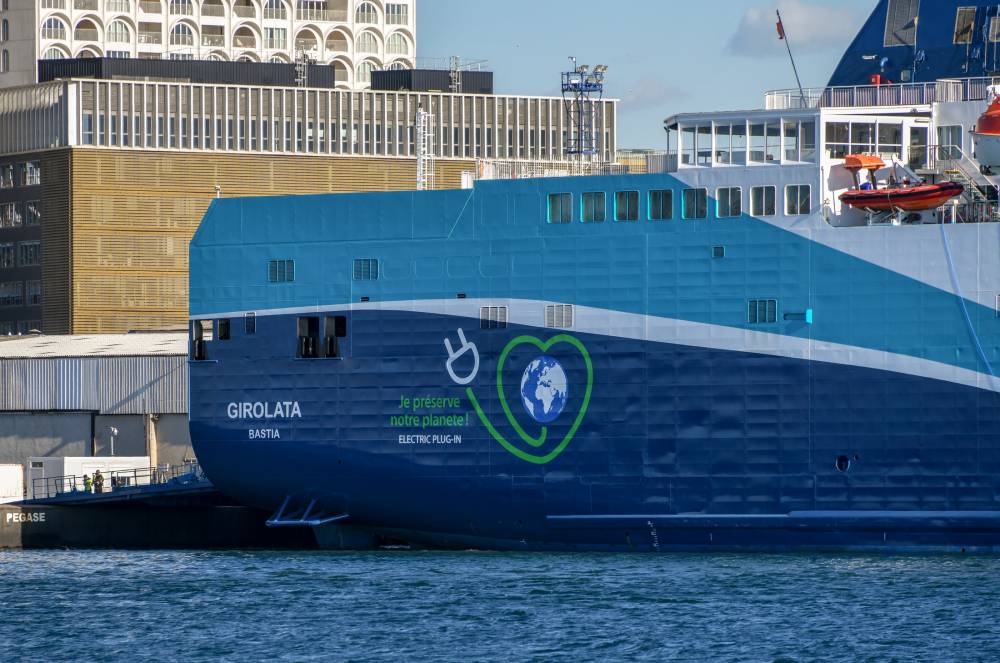 Marseille : le Girolata arbore les nouvelles couleurs de La Méridionale ...