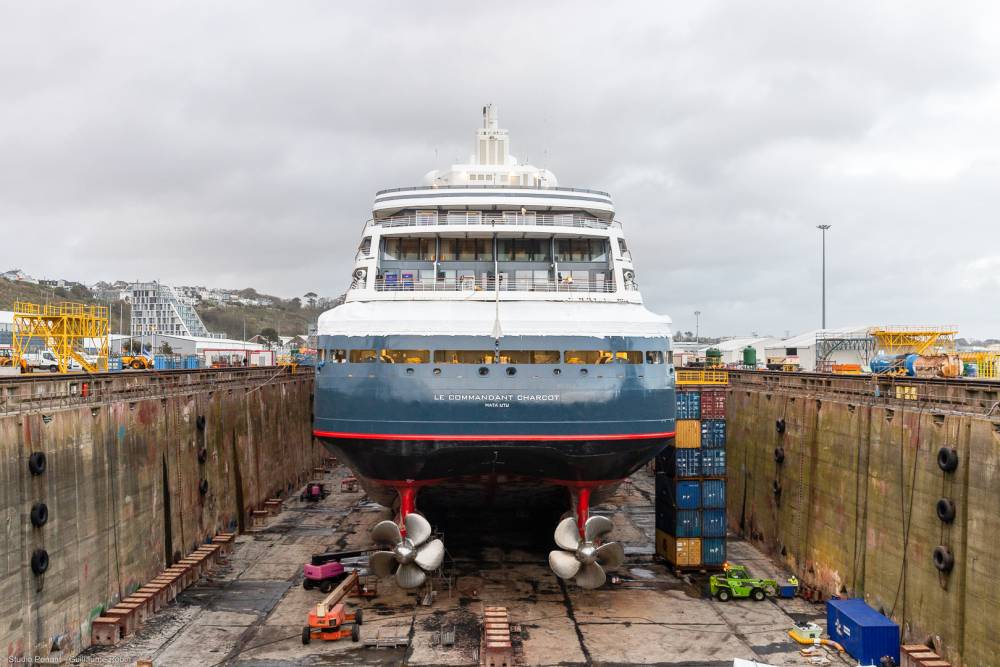Le Commandant Charcot quitte Brest après sa première cale sèche depuis ...