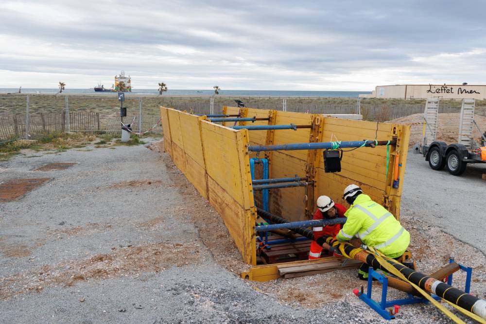 EFGL : le câble sous-marin du parc pilote installé | Mer et Marine