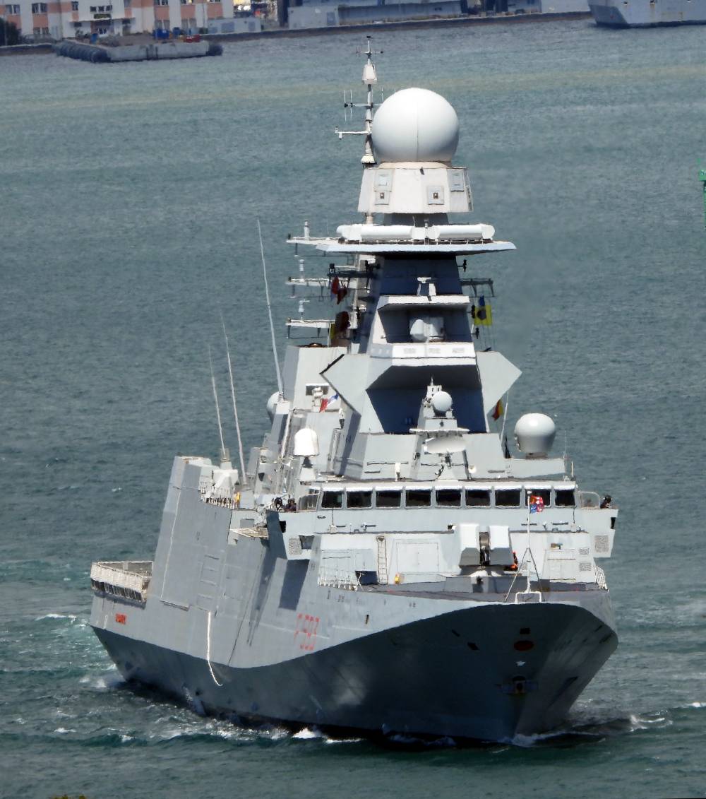 Des frégates portugaise et italienne dans le groupe aéronaval français ...