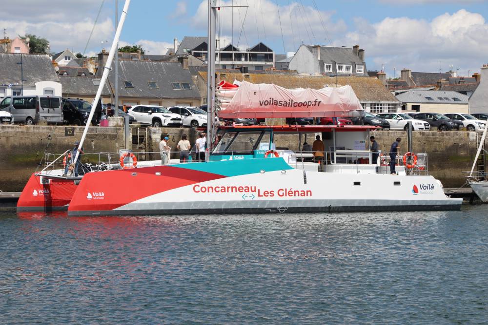 A bord d’Isabelle, le catamaran de transport de passagers à la voile de ...