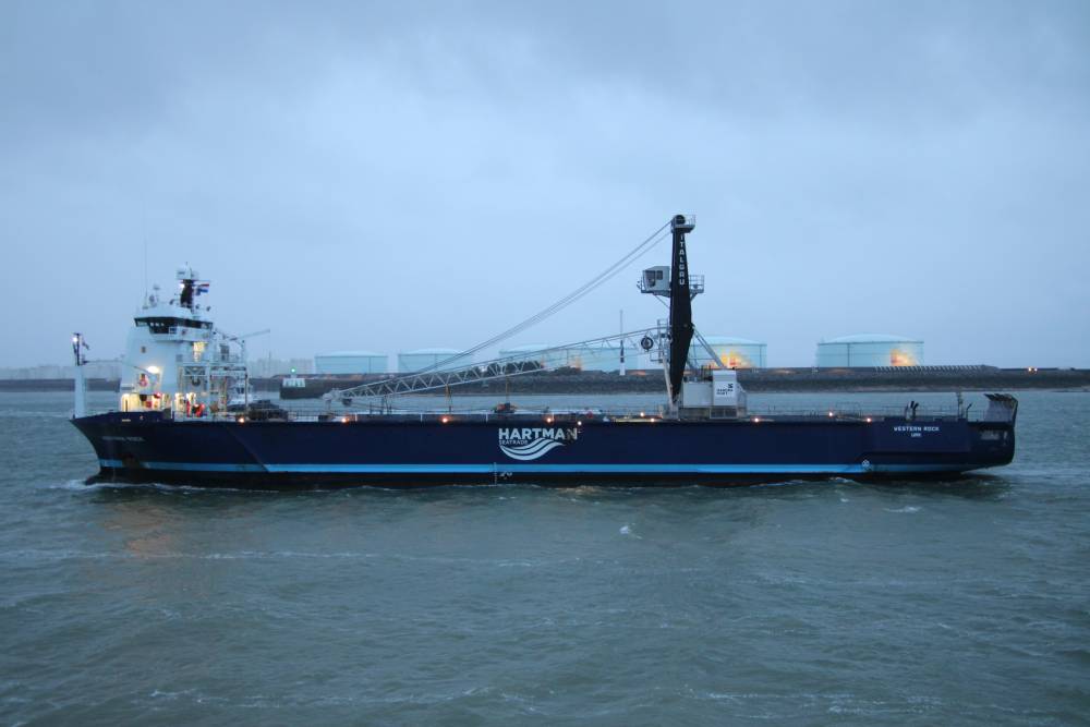 Livraison de la nouvelle grue du terminal croisière au Havre | Mer et ...