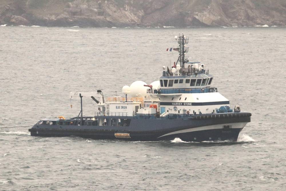 Blue Origin : la barge LPV1 a quitté Brest pour rejoindre les États ...