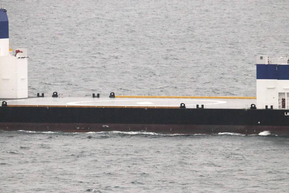 Blue Origin : la barge LPV1 a quitté Brest pour rejoindre les États ...