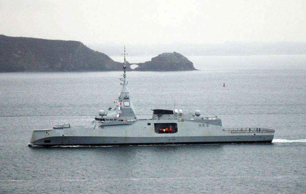 La frégate Amiral Ronarc’h fait sa première escale à Brest et y croise ...