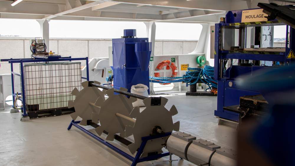 Plastic Odyssey : lutter contre la pollution plastique, « au plus près ...