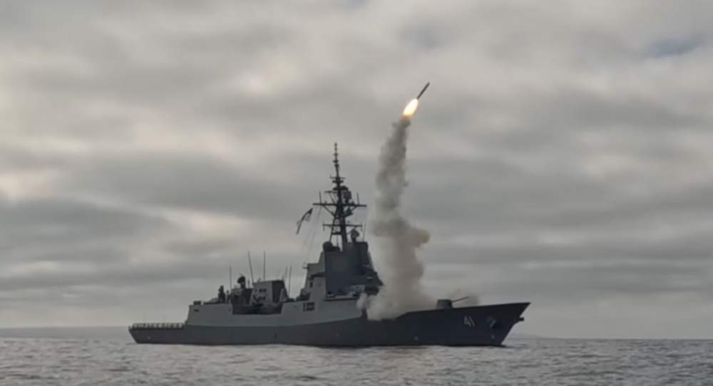 La marine australienne tire son premier Tomahawk | Mer et Marine