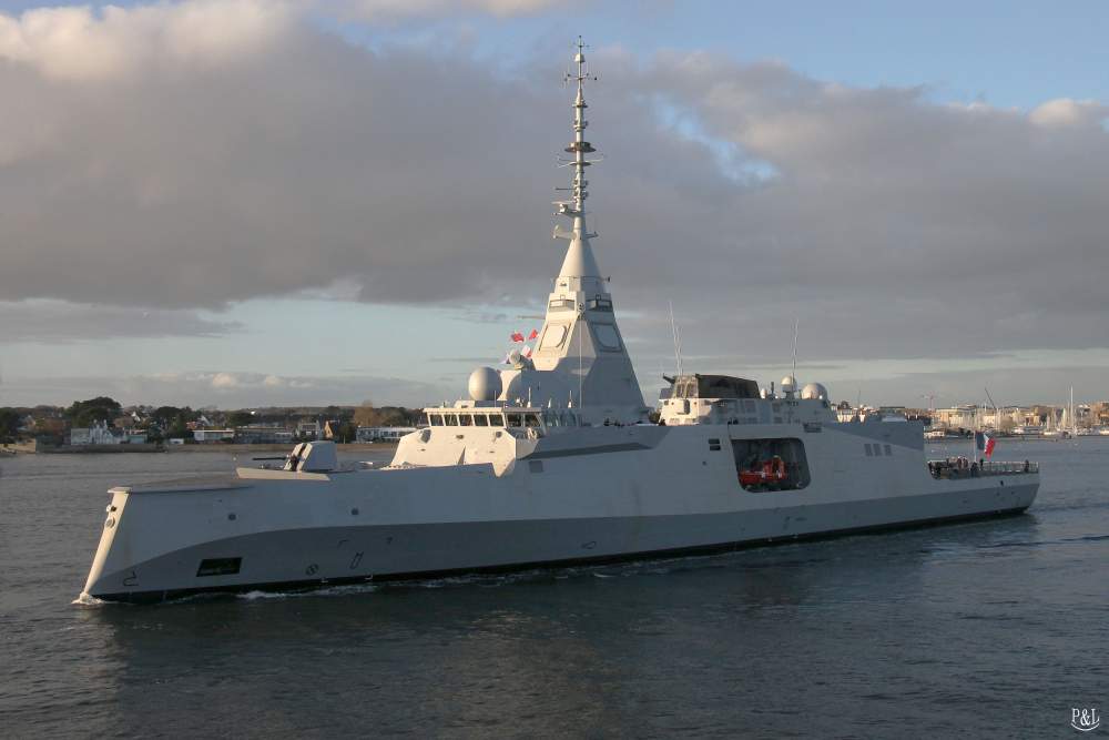 La frégate Amiral Ronarc’h repart en essais mer | Mer et Marine