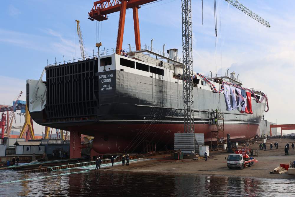 Neoline : le premier voilier-cargo à l’eau, la commande d’un deuxième se précise | Mer et Marine