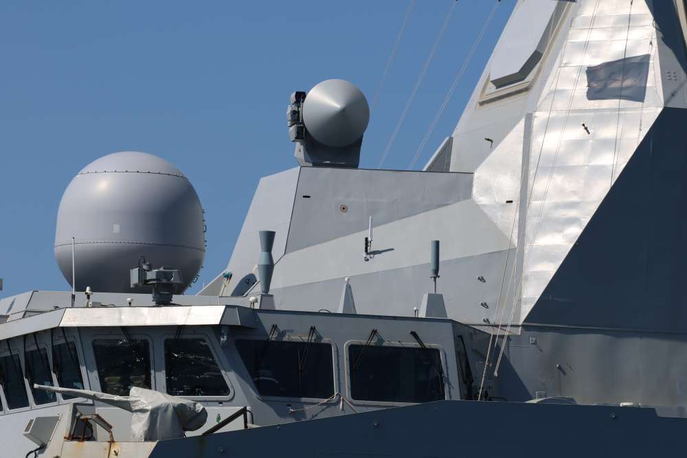 Des Simbad-RC avec missiles Mistral pour les frégates FREMM et FDA ...