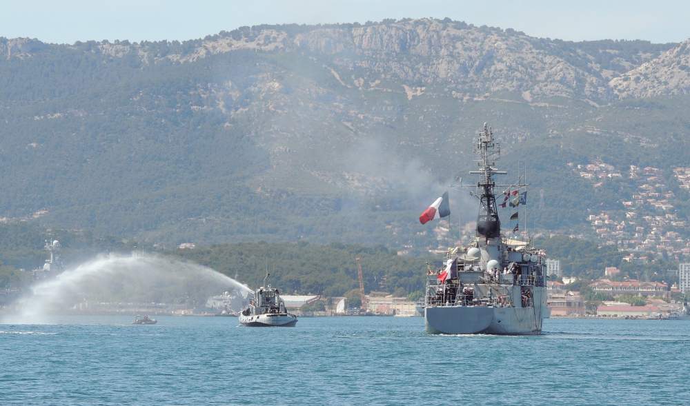 Le Commandant Ducuing rentre à Toulon à l’issue de son ultime mission ...