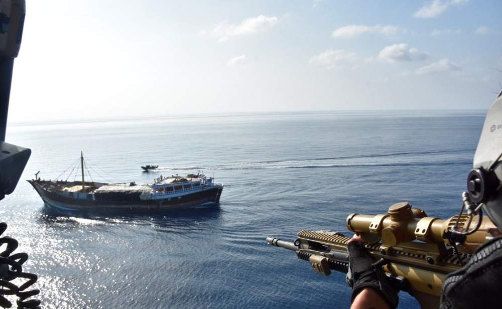 La Marine nationale intercepte 5 tonnes de drogues en océan Indien ...