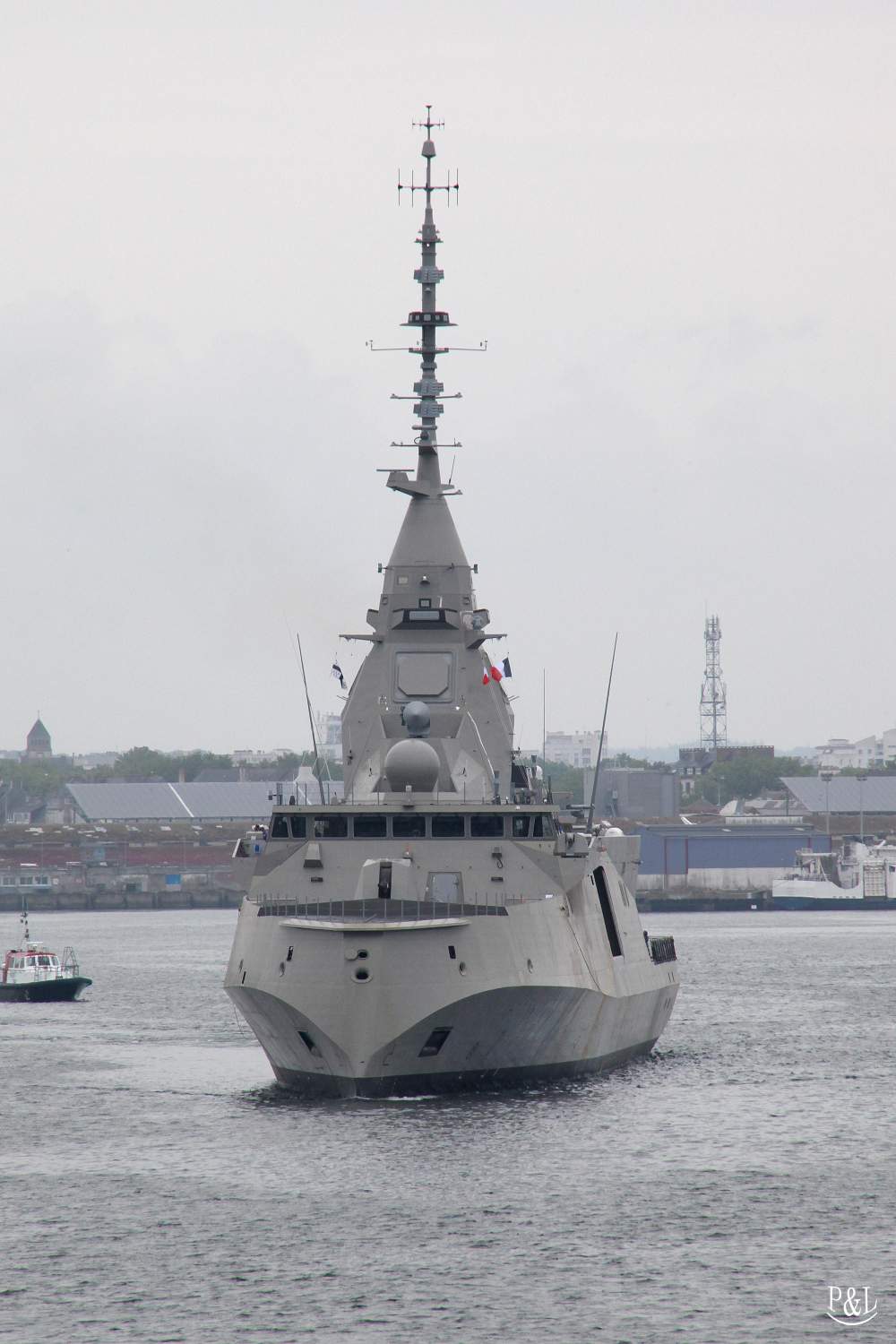 FDI : la frégate grecque Kimon débute ses essais en mer | Mer et Marine