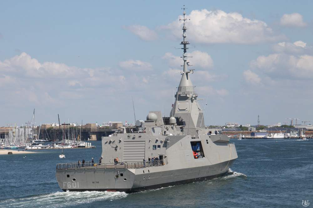 La FDI grecque Kimon rentre à Lorient après sa première sortie en mer ...