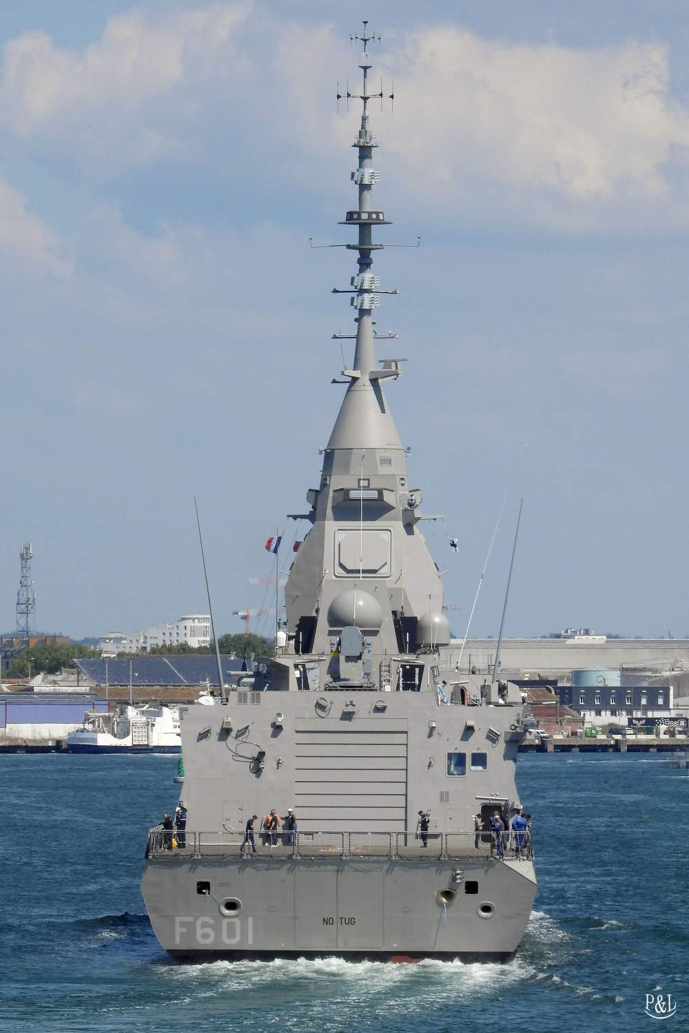 La FDI grecque Kimon rentre à Lorient après sa première sortie en mer ...