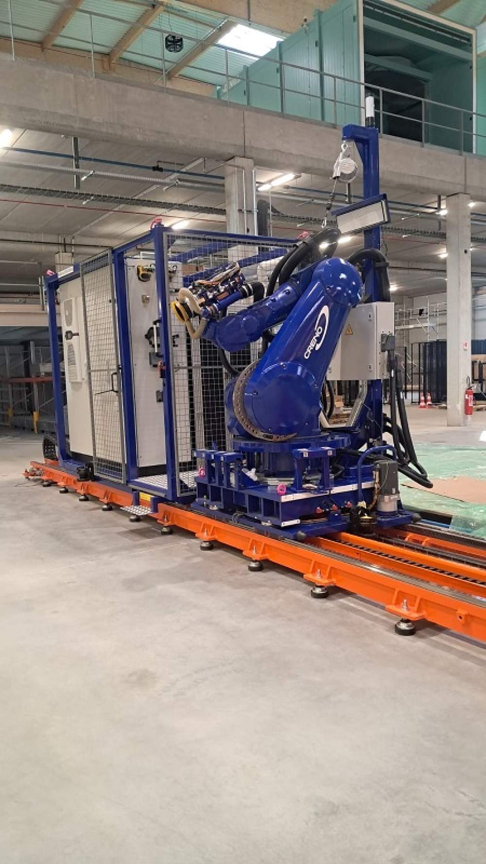 Un robot d’usinage CRENO pour l’usine Solid Sail Mast Factory | Mer et Marine