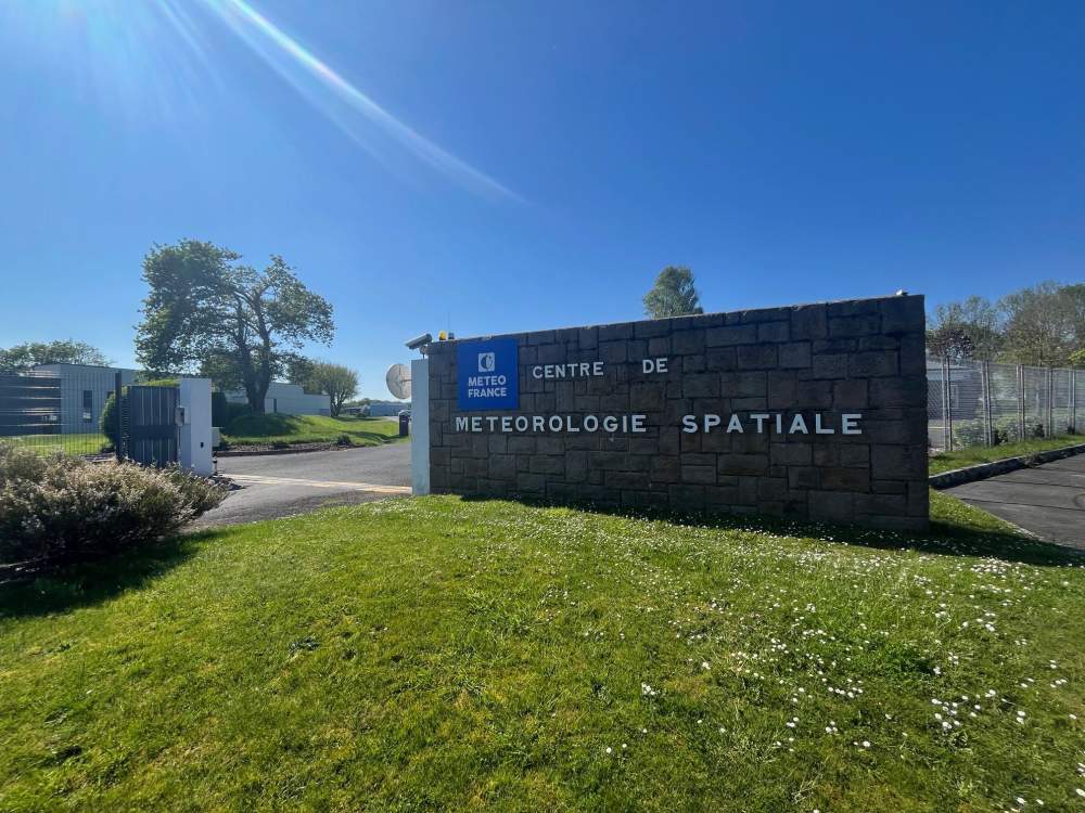 Lannion : au Centre de météorologie spatiale de Météo France, pivot de ...