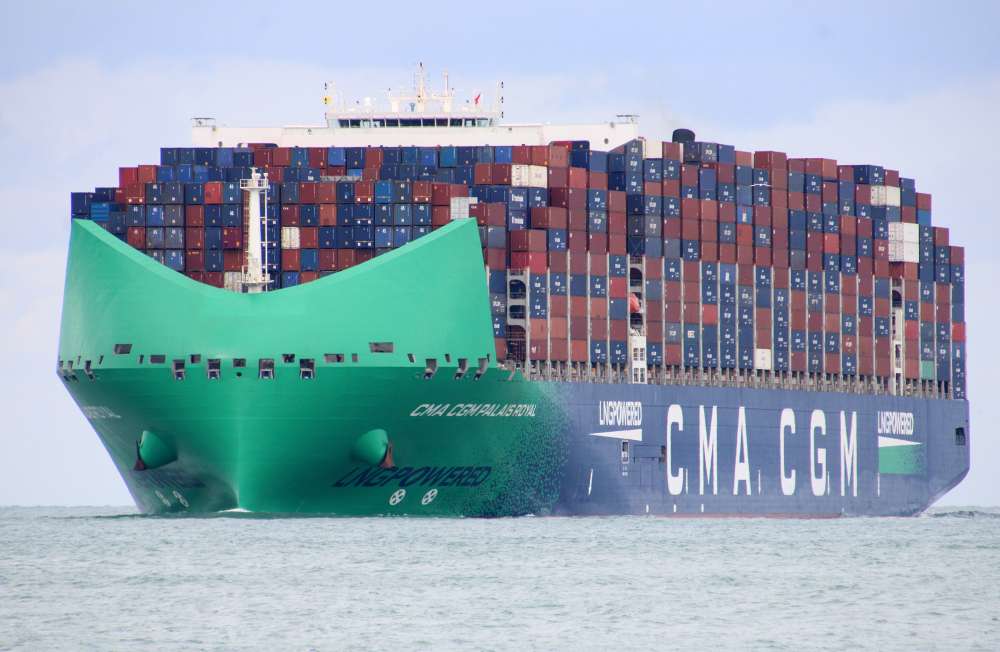 Au tour du CMA CGM Palais Royal de revenir en Europe équipé d'un déflecteur de vent | Mer et Marine
