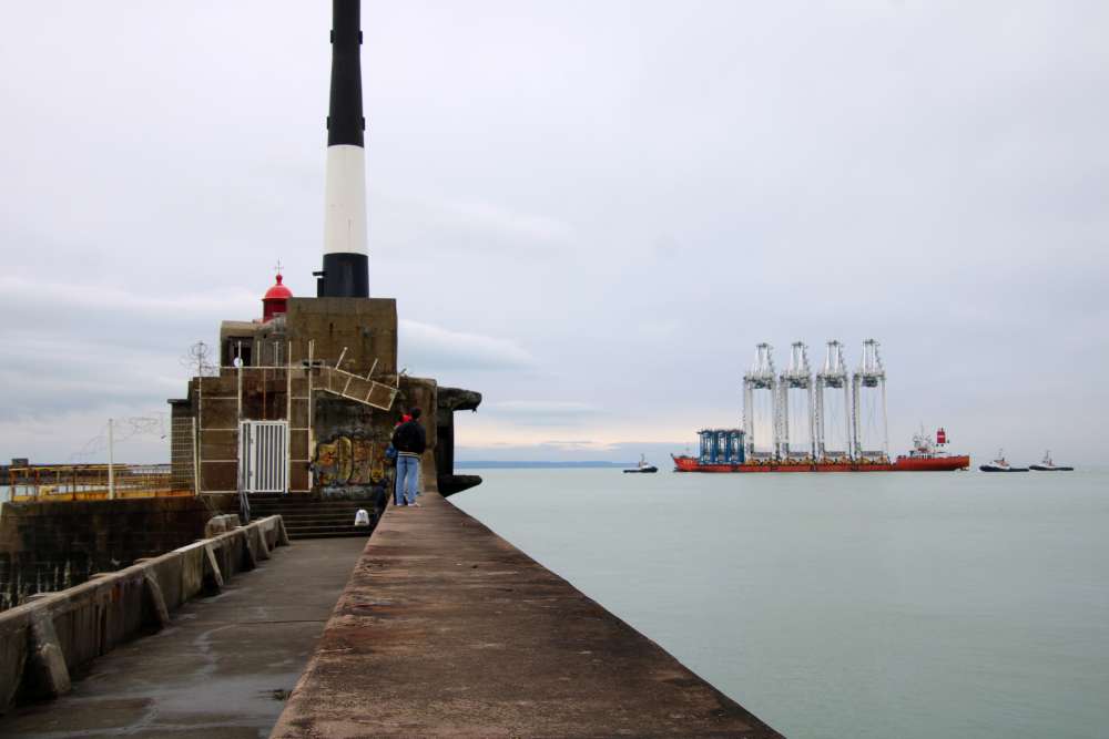 Port 2000 : quatre nouveaux portiques géants pour le terminal ...