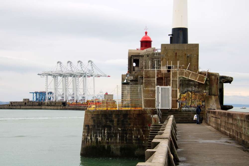 Port 2000 : quatre nouveaux portiques géants pour le terminal ...