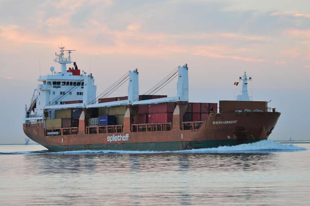 Après l’attaque du Minervagracht, les Houthistes menacent tankers et ...