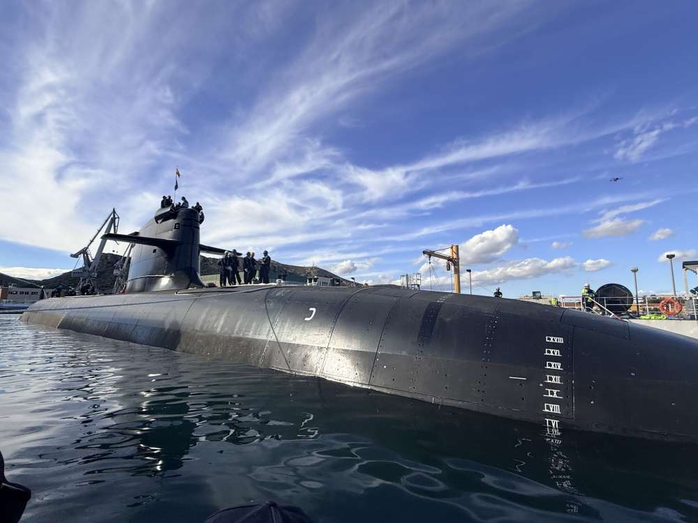 Navantia met à l’eau son deuxième sous-marin de type S-80, le Narciso ...