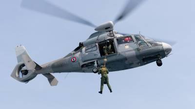 Toulon : la modernisation des infrastructures de la base navale se ...
