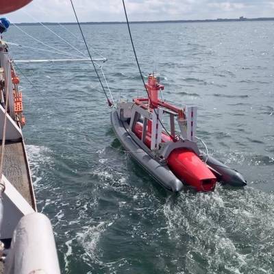 iXblue : le drone de surface DriX pour communiquer avec les engins sous ...