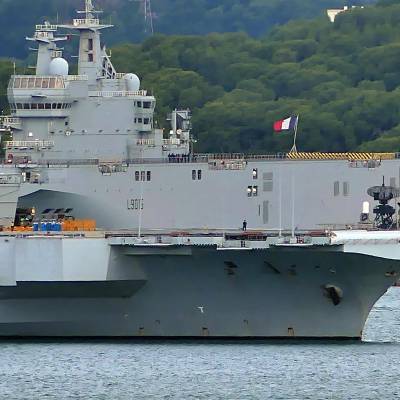 Le groupe aéronaval français débute la mission Antarès | Mer et Marine