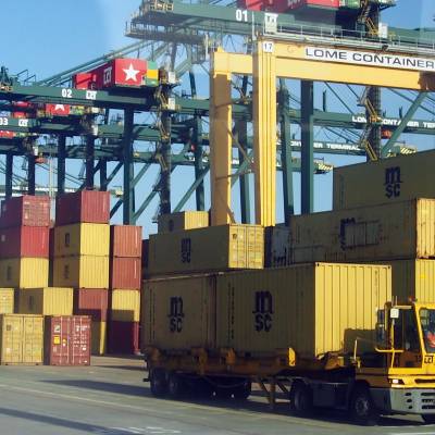 A la découverte du nouveau terminal conteneurs de Lomé, au Togo | Mer ...