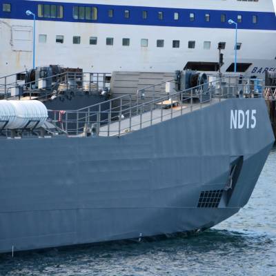 Cherbourg : le premier LCT construit par CMN a débuté ses essais en mer ...