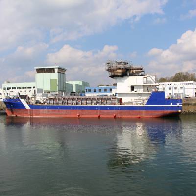 Piriou : sur le chantier de la future drague hybride Hydromer de la ...