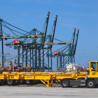 A la découverte du nouveau terminal conteneurs de Lomé, au Togo | Mer ...