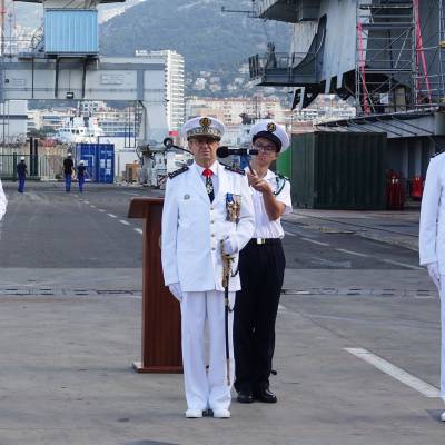 Georges-Antoine Florentin prend le commandement du Charles de Gaulle ...