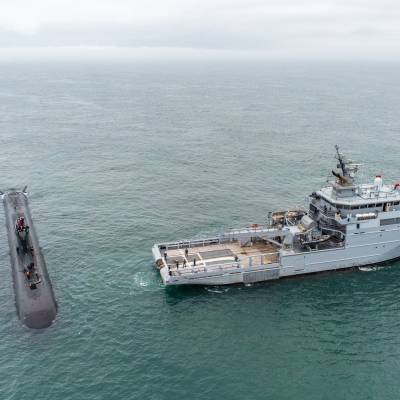 Le Suffren, équipé du DDS, réalise son premier déploiement en océan ...