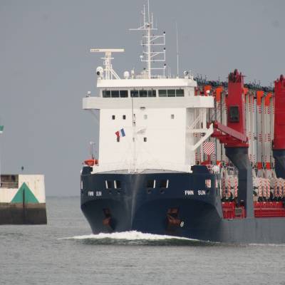 Le Havre : de nouveaux cavaliers à motorisation hybride pour Port 2000 ...