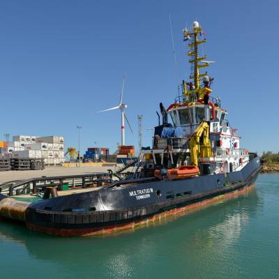 Provence Grand Large: la première éolienne flottante a quitté Fos pour ...