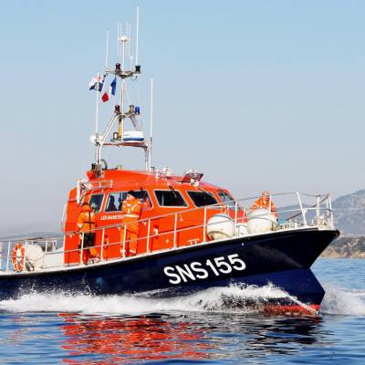 SNSM : la vedette de la station de La Seyne Saint-Mandrier adopte la nouvelle livrée Starck ...