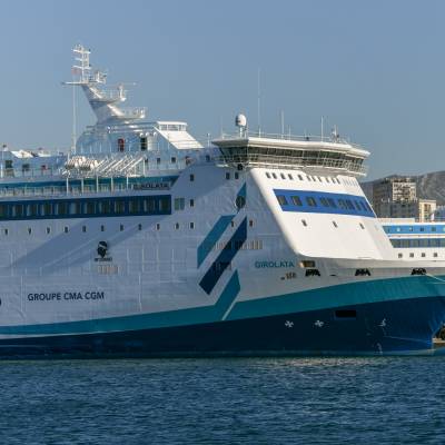Marseille : le Girolata arbore les nouvelles couleurs de La Méridionale ...