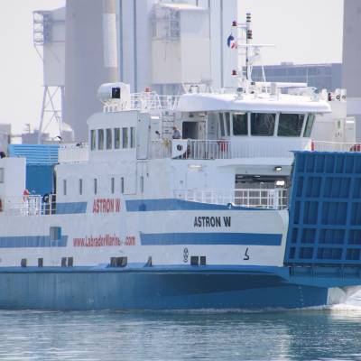 Astron W : nouvelle carrière canadienne pour l'ancien ferry norvégien ...