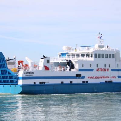 Astron W : nouvelle carrière canadienne pour l'ancien ferry norvégien ...