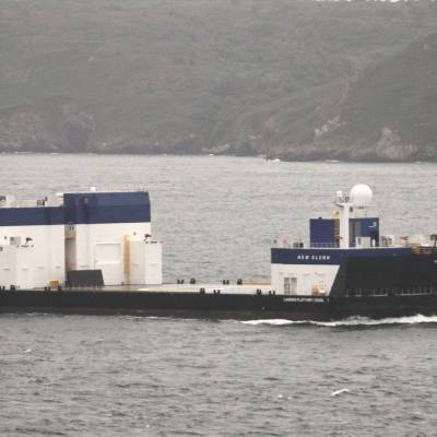 Blue Origin : la barge LPV1 a quitté Brest pour rejoindre les États ...