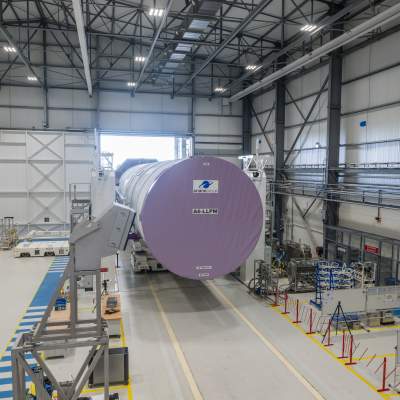 Ariane 6 : le Canopée de retour en Guyane avec des éléments de la ...