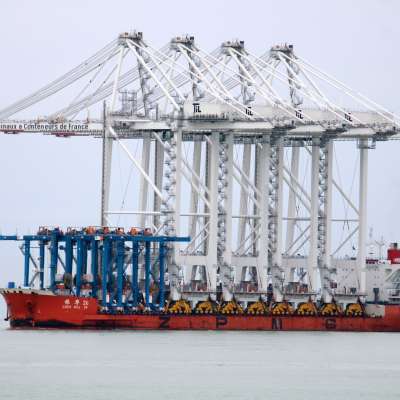 Port 2000 : quatre nouveaux portiques géants pour le terminal ...